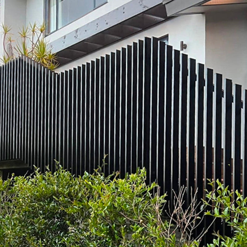 The Finns - Modern Architectural Fence | Edgesmith