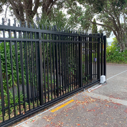 The Mercury - Aluminium Raking Gate | Edgesmith