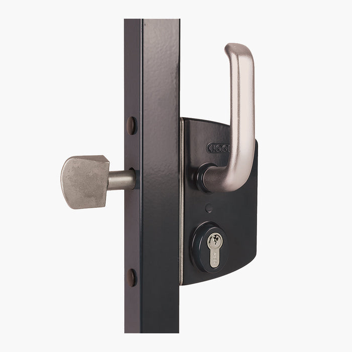 Sliding Gate Lock by Locinox | Edgesmith